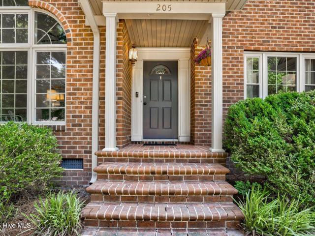 205 Pescud Street