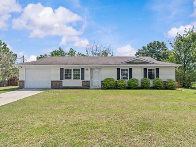 205 Pineridge Rd, Taylor, AL 36301