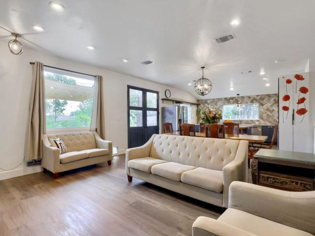 205 Rowland Dr