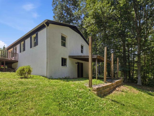 205 rochelle school ln