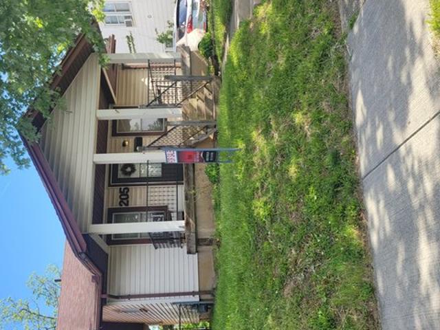 205 Redwood Ave, Dayton, OH 45405