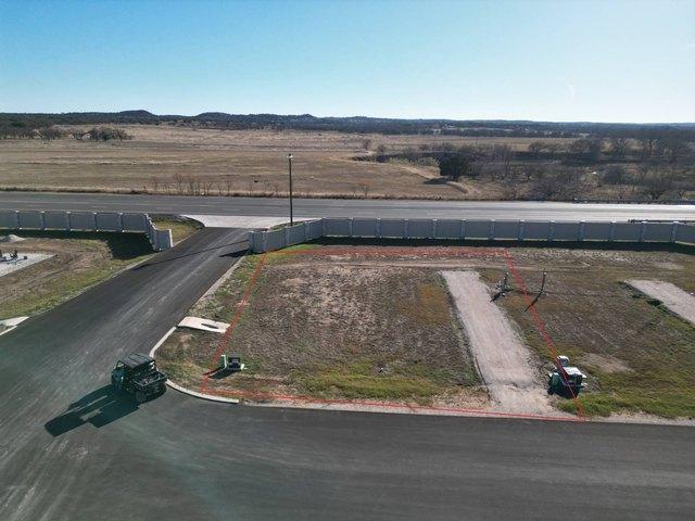 205 Resort Ct Unit 205, Fredericksburg, TX 78624