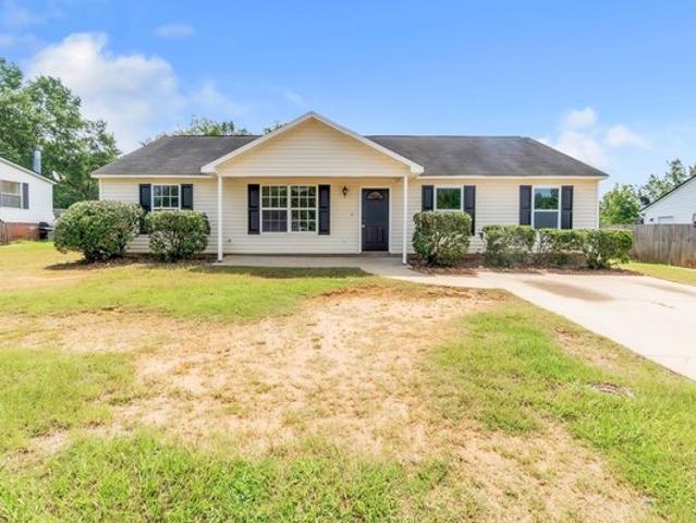 205 Riverbreeze Rd, Greenville, SC 29611