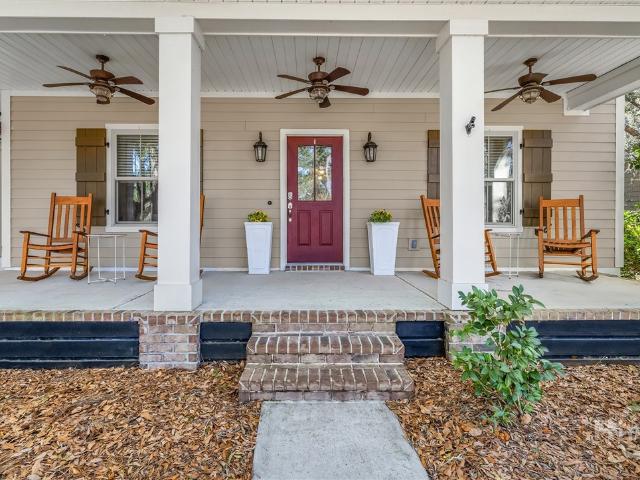 205 Ridgewood Park Drive N