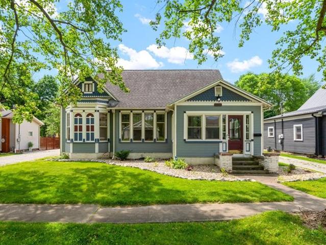 205 W 4th St, North Manchester, IN 46962