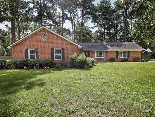 205 W 4th St, Springfield, GA 31329