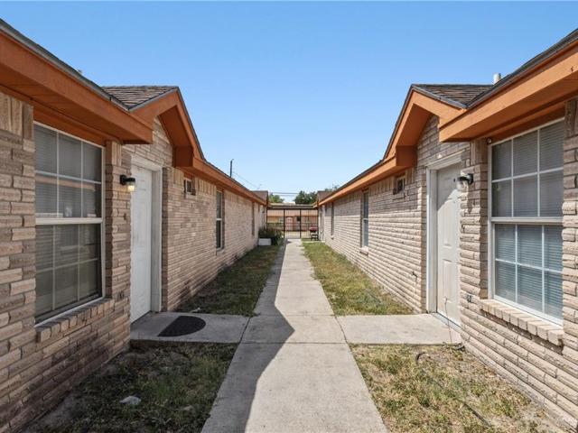 205 W Amy Drive