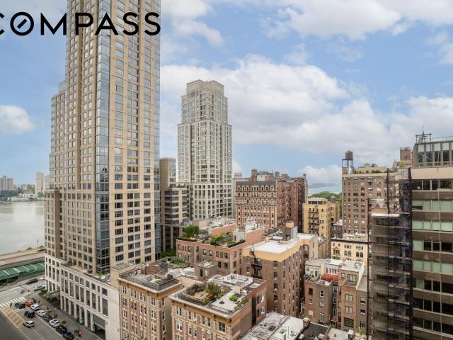 205 W End Avenue 17E