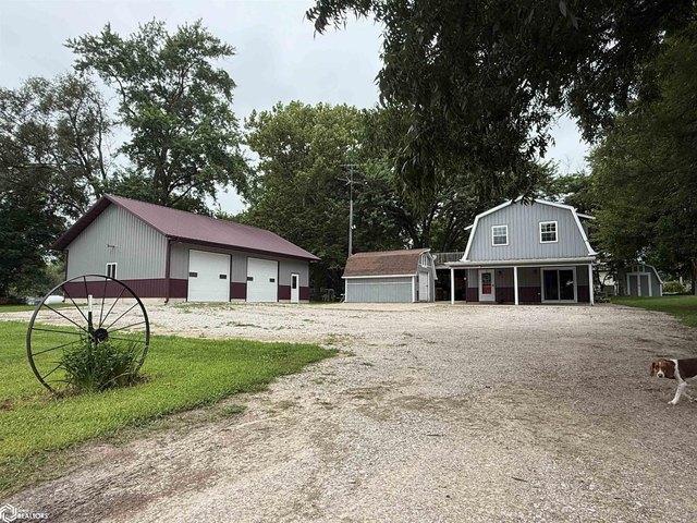 205 W Jackson St, Salem, IA 52649