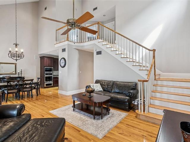 205 W Maple Ridge Drive