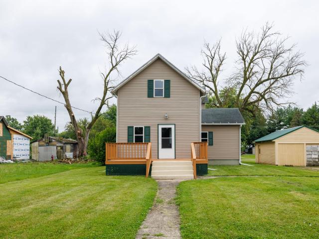 205 W Railroad Street