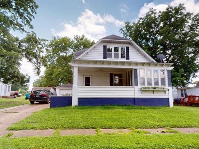 205 W Short St, Cole Camp, MO 65325
