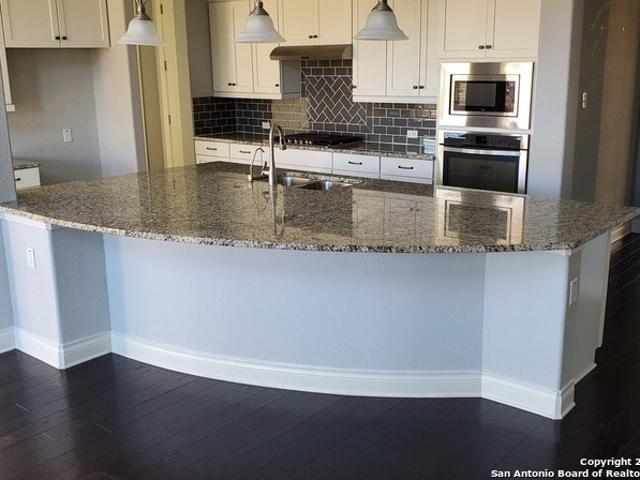 205 Woods Of Boerne Blvd