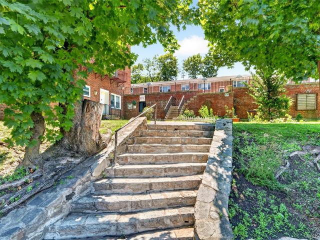 205 West Post Road 1N