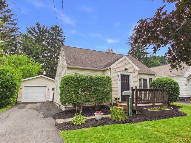205 Windemere Rd, Syracuse, NY 13219
