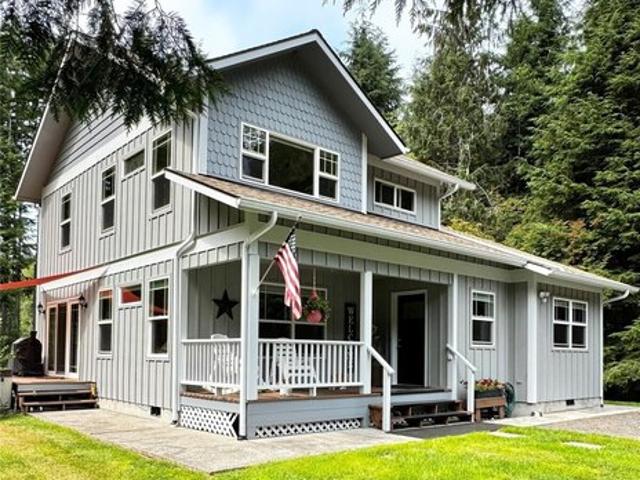 205 Three Rivers Rd, Forks, WA 98331