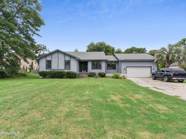 205 Twin Lakes Dr, Brunswick, GA 31525