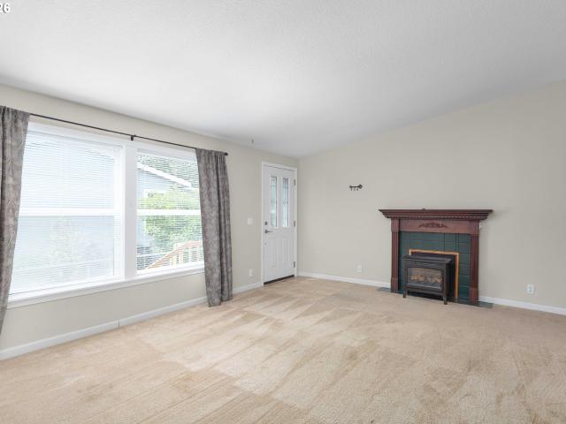 205 twin oaks loop