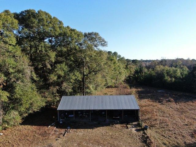 205 Varnum Rd, Paxton, FL 32567