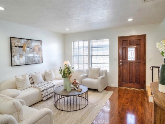 205 Violet Ave, Unit D, Monrovia, CA 91016 | MLS #WS26090 | Compass
