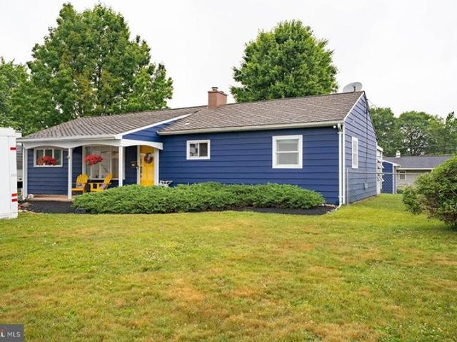 205 Yorkshire Rd, Fairless Hills, PA 19030