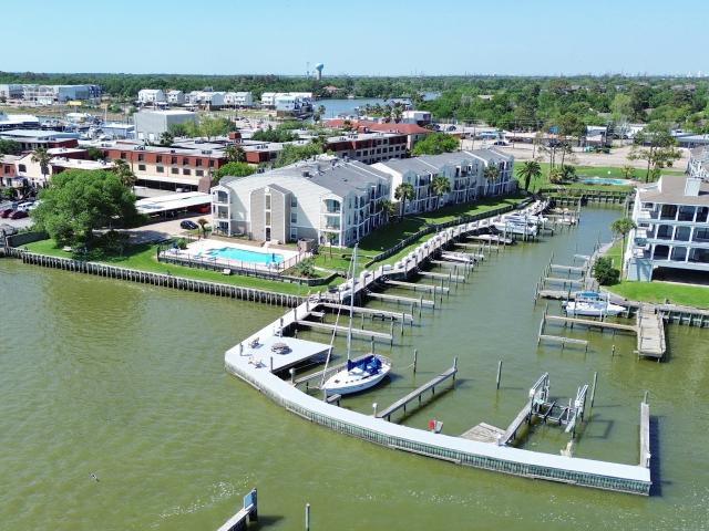 205 Yacht Club Ln, Unit 205, Seabrook, TX 77586 | MLS #16459 | Compass