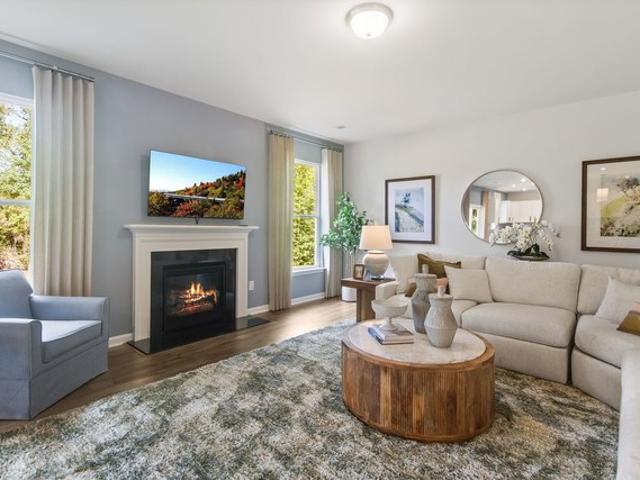 205harling Ct, Fountain Inn, SC 29644