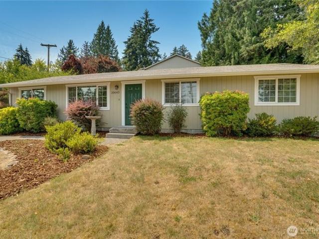 20643 Church Lake Dr E, Bonney Lake, WA 98391