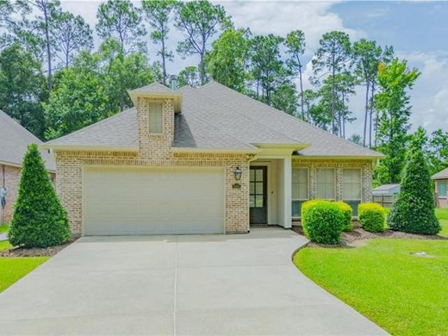 2064 Molitor St, Mandeville, LA 70448