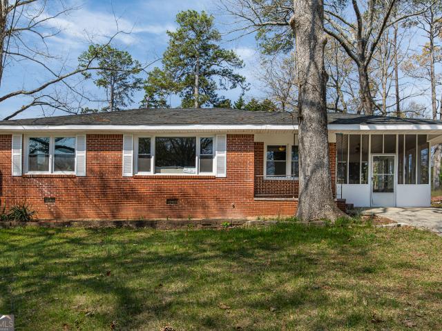 2064 Gober Ave SE, Smyrna, GA 30080 | MLS #10720 | Compass