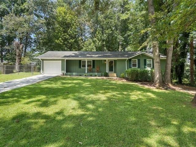 2064 Leatherleaf Ct SW, Marietta, GA 30008