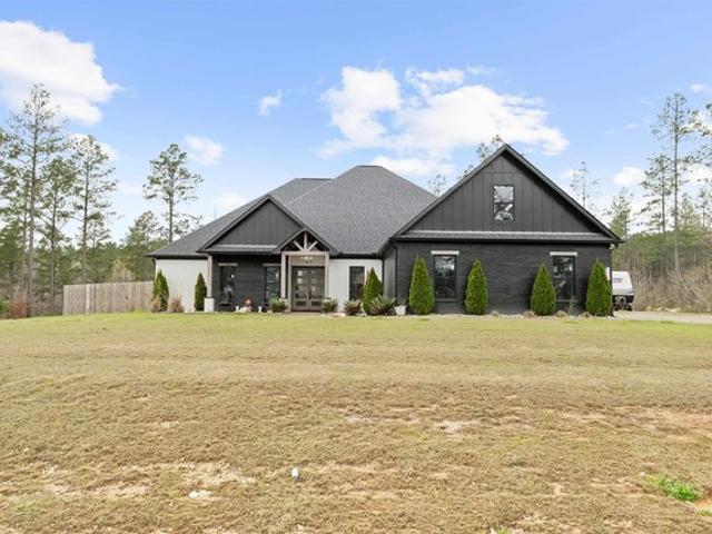 2065 Canyon Creek Pkwy, Benton, AR 72019