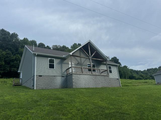 2065 Collier Rd