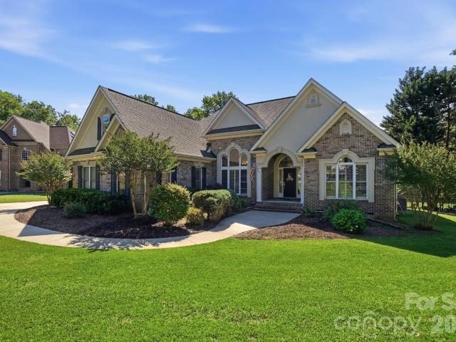 2066 Applebrook Drive