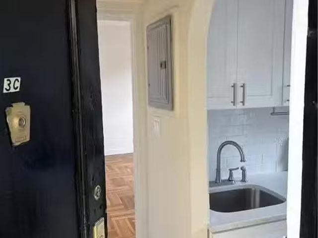 2066 East 15th Street, 3C, Brooklyn, NY 11229