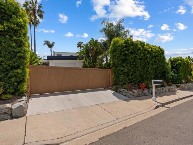 2066 Steiger Ln, Oceanside, CA 92056 | MLS #NDP2600 | Compass