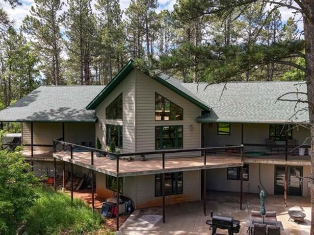 20671 Teddy Ct, Sturgis, SD 57785