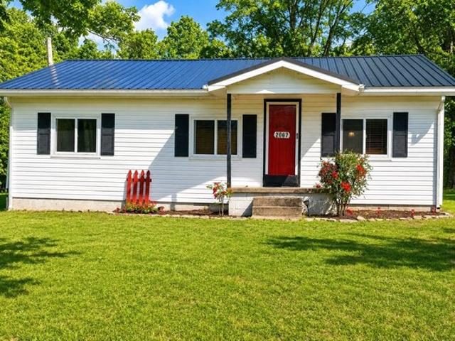 2067 Oak Grove Rd, Goodspring, TN 38460