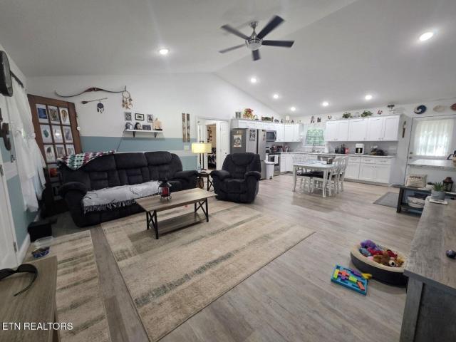2067 Allardt Tinch Rd