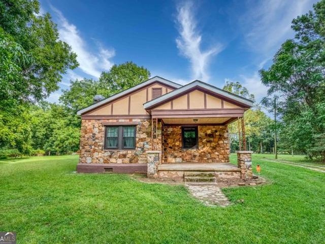 2067 Cleveland Rd, Bogart, GA 30622