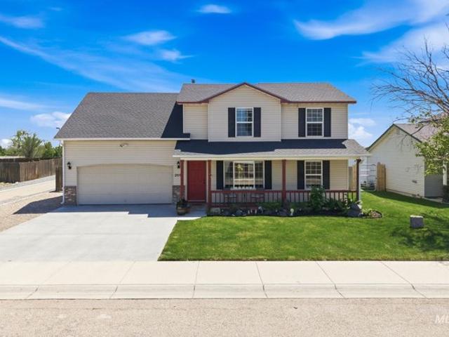 2067 W Hedgerow St, Kuna, ID 83634