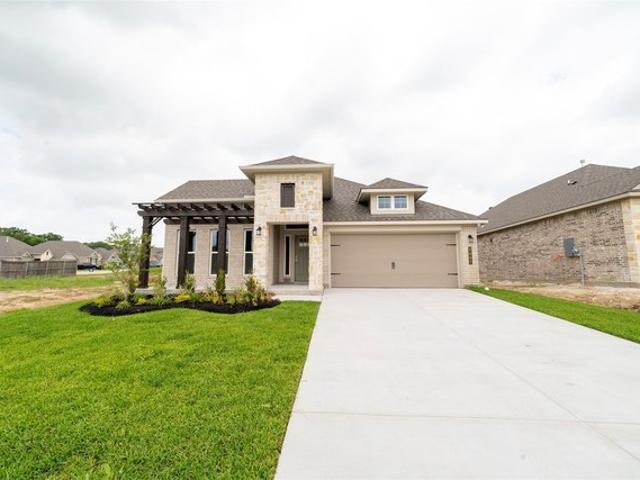 2067 Winepress Rd, Brenham, TX 77833