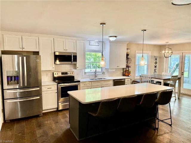 2068 Country Trail
