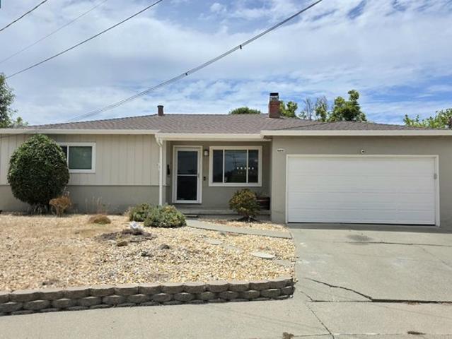 2068 Revere Dr, Concord, CA 94520