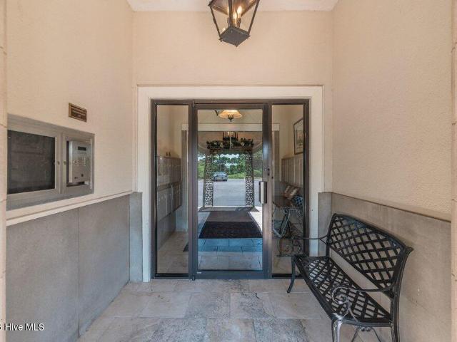 2068 Walton Way # 101