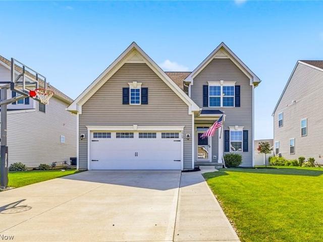 2069 Canterbury Dr, Willoughby, OH 44094