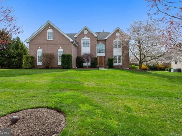 2069 Saint Andrews Dr, Berwyn, PA 19312