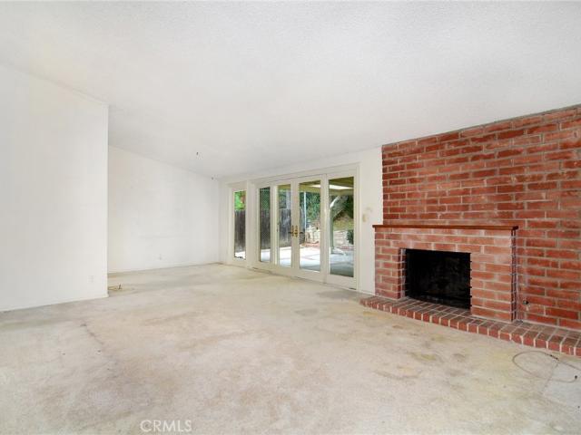 20600 Clarendon