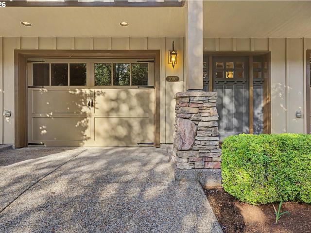2060 nw village cir # 43