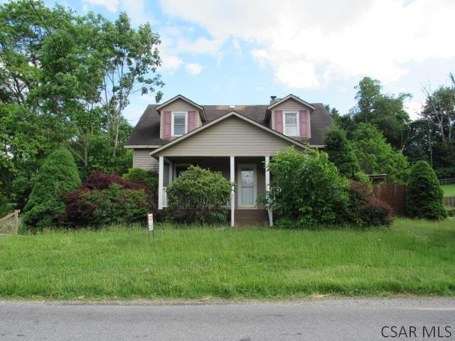 2060 Oakridge Dr, Salix, PA 15952